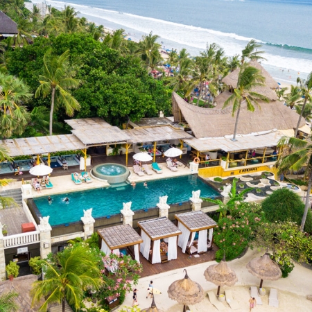 Jingle your way to have a remarkable beachy Christmas - Festive Season ...